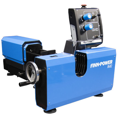 Hose fitting pre-assembling machine - IM2 - Finn-Power