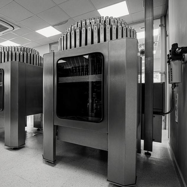 Liquids dispensing machine - ROXY 100 – 150 - Roxane SAS - volumetric ...