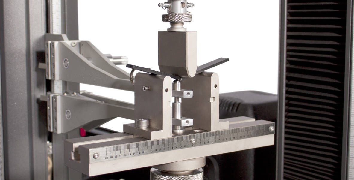 Bending test fixture - 2810-400 series - Instron - specimen