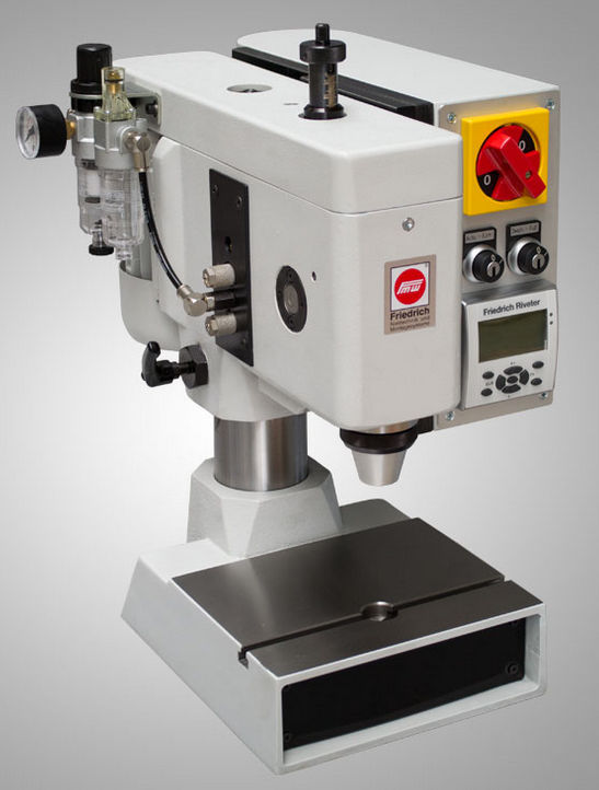 Pneumatic riveting machine - N000 - D. Friedrich - radial / bench-top