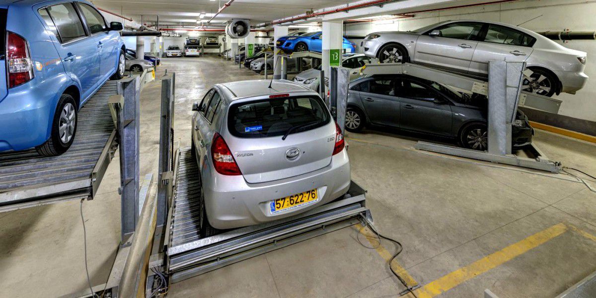 Sliding parking platform - Parkbox 401 - Otto Wöhr GmbH - inclined