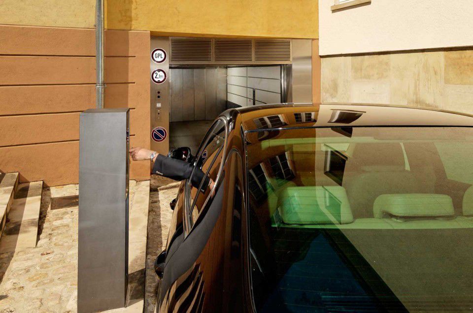 Multi-directional parking platform - Parksafe 582 - Otto Wöhr GmbH ...