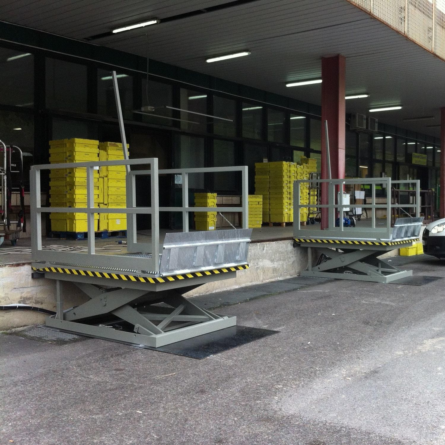 Scissor lift table - DESCENDER - RDT Elevazione - hydraulic ...