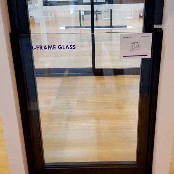 Glass railing - XR-FRAME - EXTRUGASA INTERNACIONAL S.A.