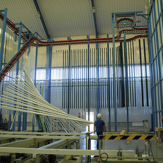 Vertical powder coating line - EXTRUSIONES DE TOLEDO S.A. - automatic