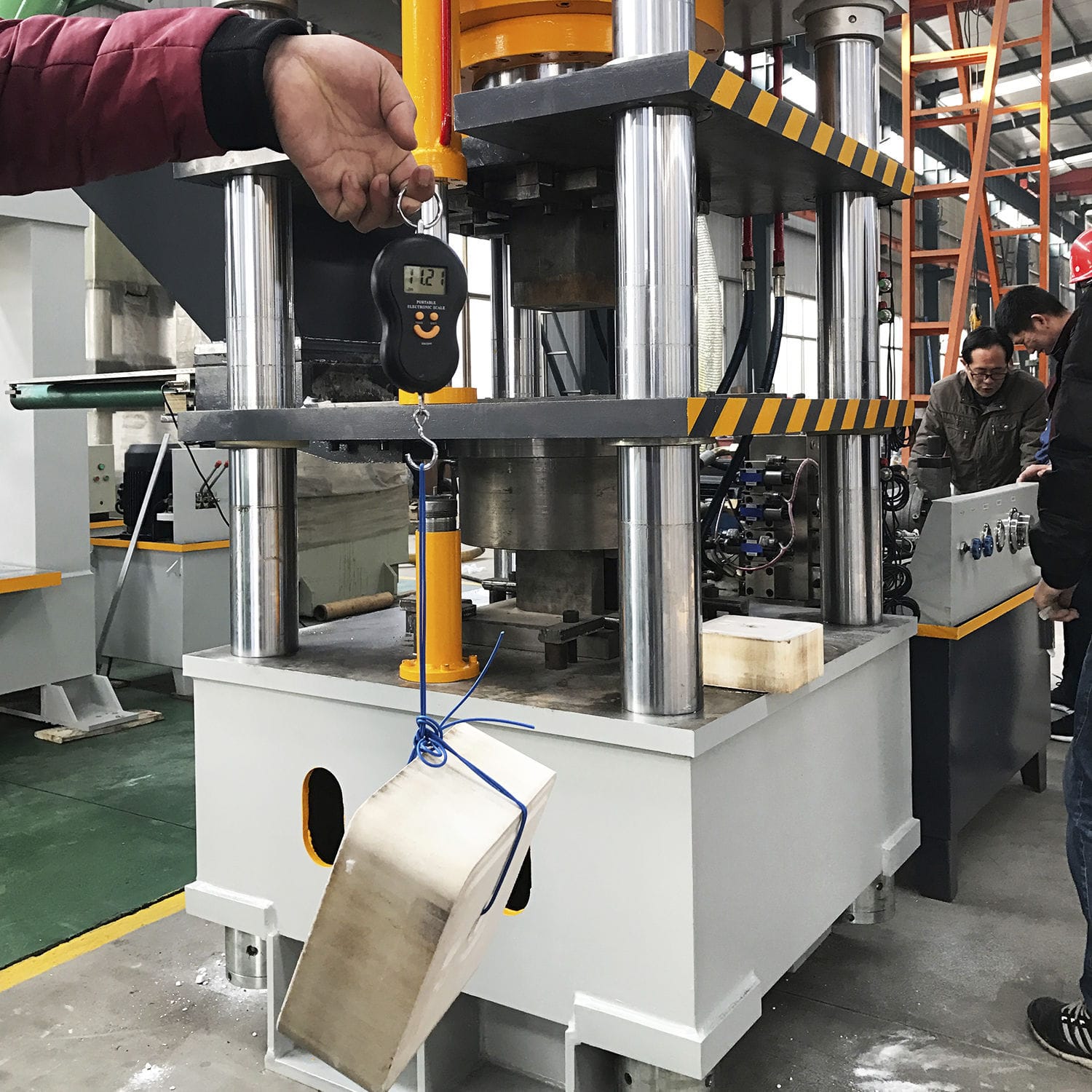 Hydraulic press - YQ32 series - TengZhou Zhongyou Heavy Industry ...