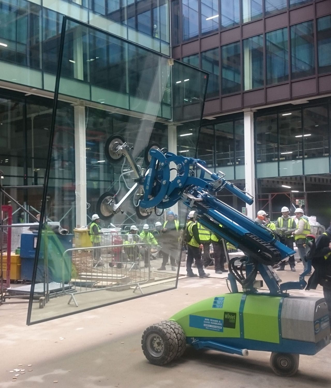 Mini crane with suction cup - Winlet 1000 - GMV Handling A/S - mobile ...