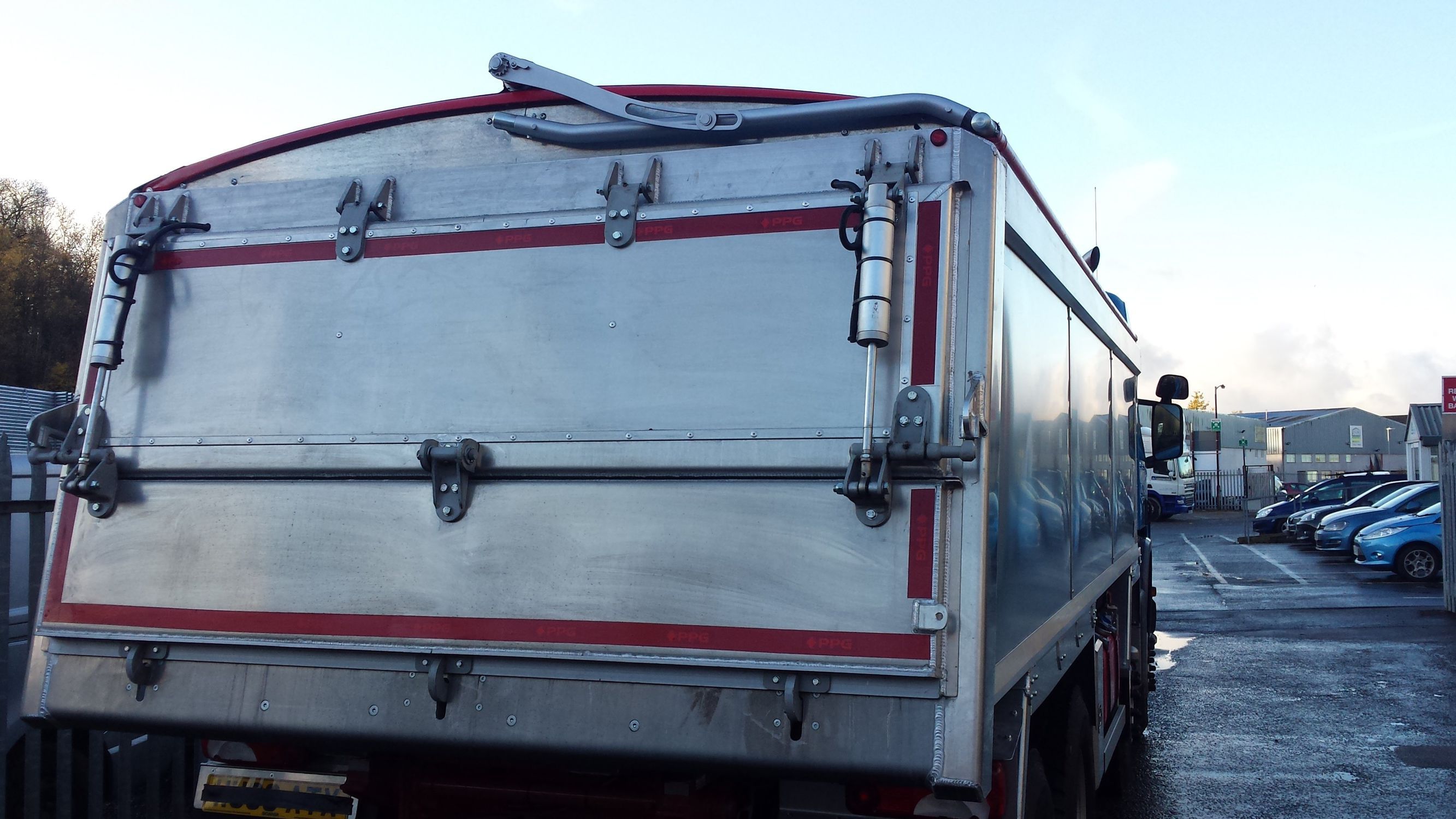 Electro-hydraulic tarpaulin system - STS TIPPER - Transcover