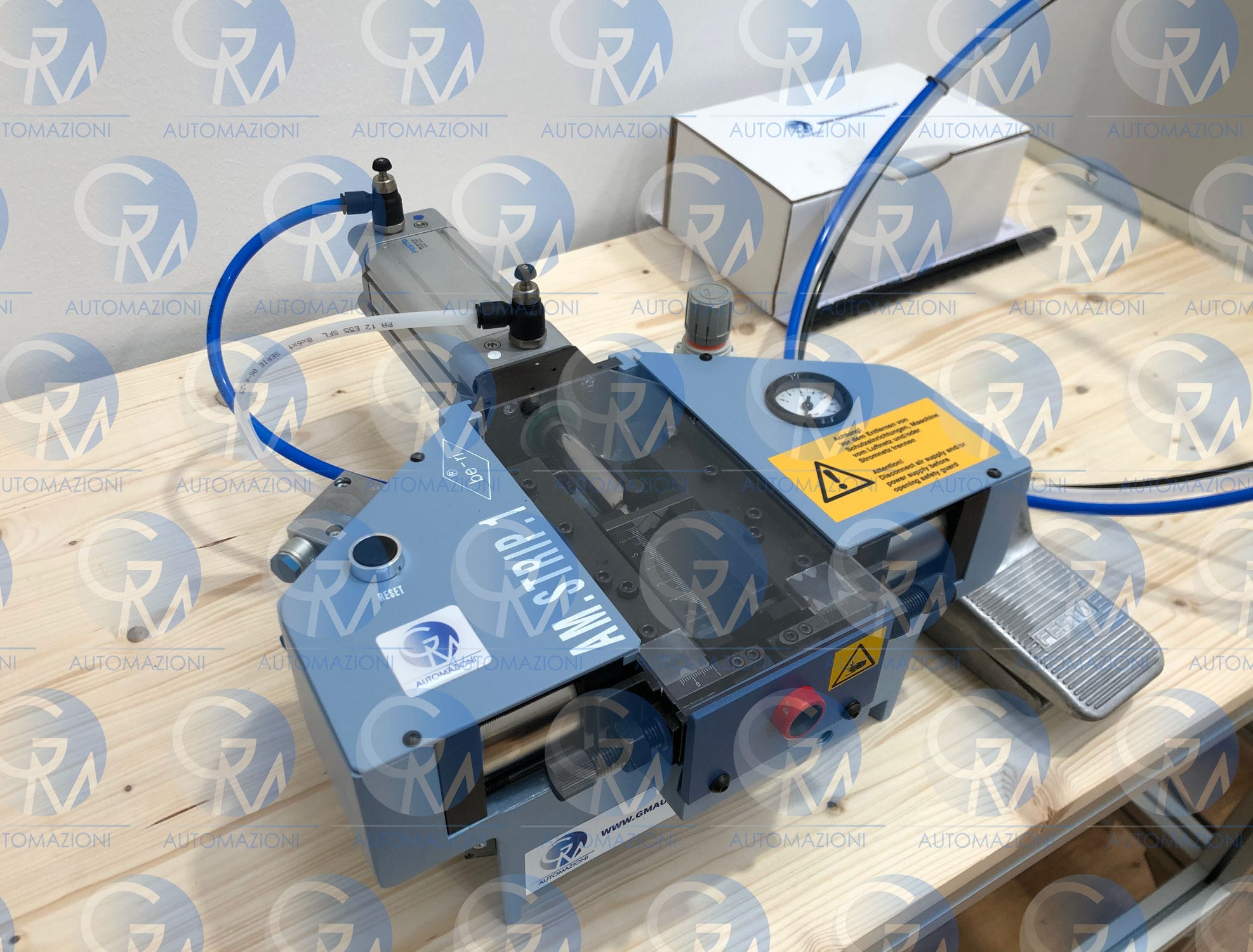 Pneumatic stripping machine - AM.STRIP.1 - GM AUTOMAZIONI - cable ...
