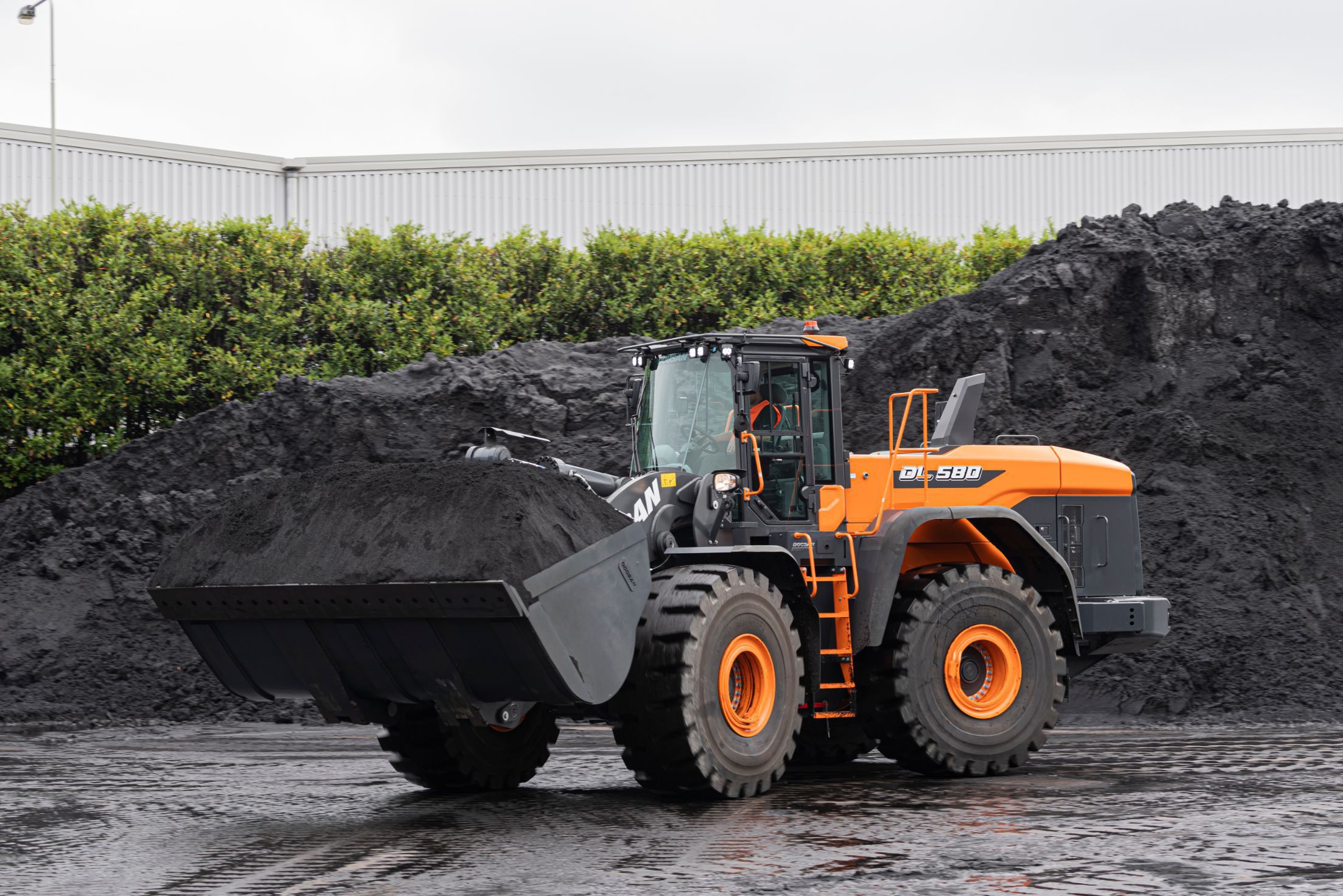 Rubber-tired loader - DL580-7 - DAEWOO Construction Equipment Division ...