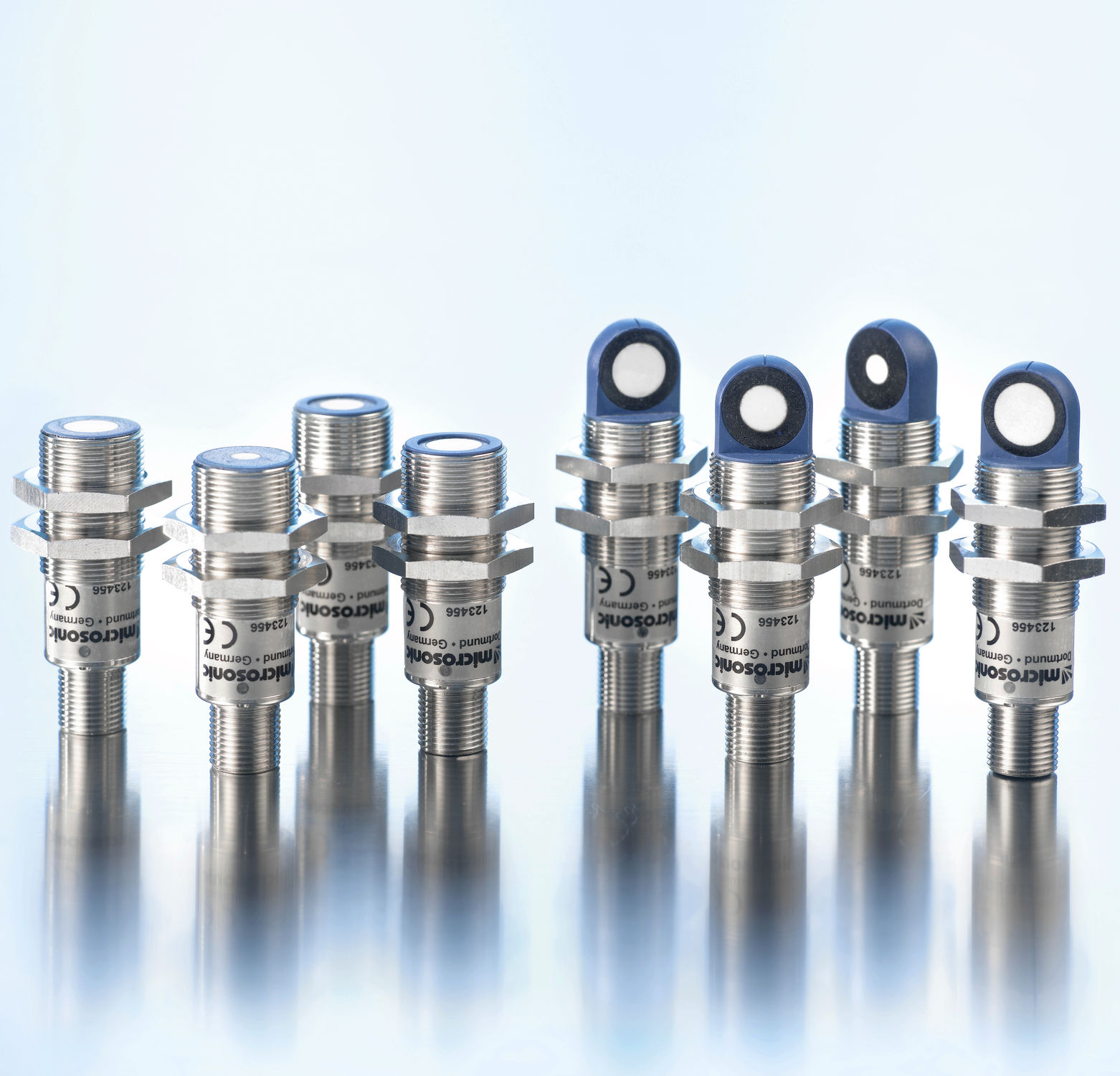 Ultrasonic sensor with IO-Link interface - Pico+ - microsonic