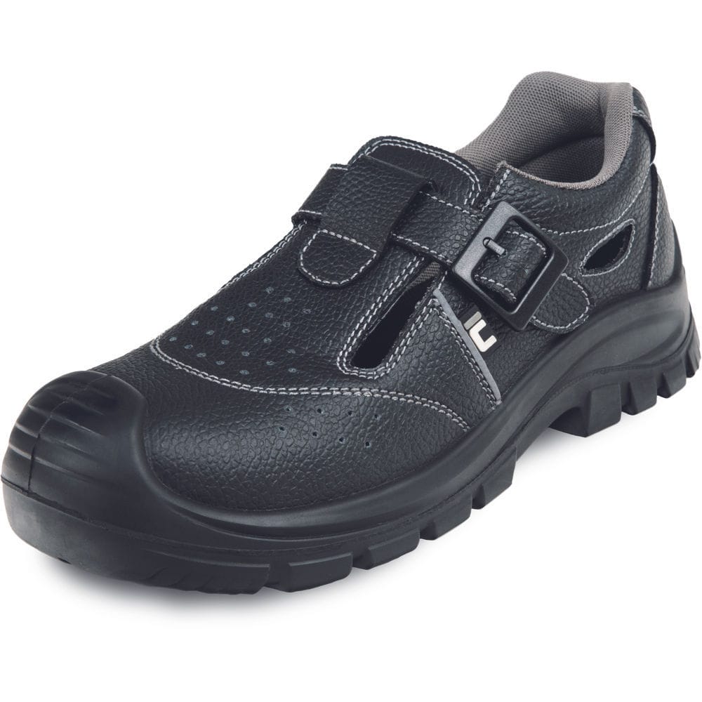 Anti-slip safety shoes - RAVEN XT MF - CERVA GROUP a.s - anti ...