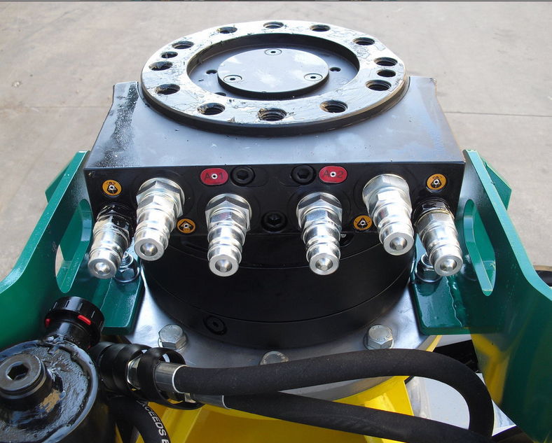 Hydraulic rotator - 606 - TECNOMECCANICA