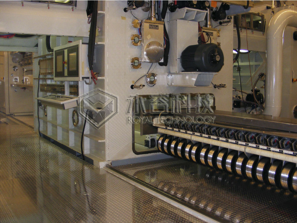 Metallization coating machine - RT-R2R - Shanghai Royal Technology Inc ...