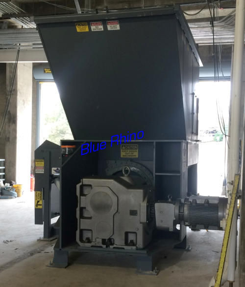 Stationary waste compactor - 40 HP - Blue Rhino Industries of America ...