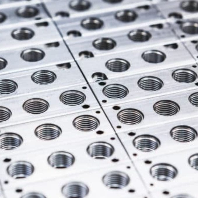 Electroless nickel plating - NIPLATE® 500 - Micron Srl - titanium / ISO ...