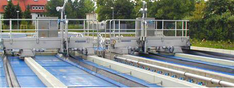 Wastewater treatment scraper - Aqseptence Group - sludge