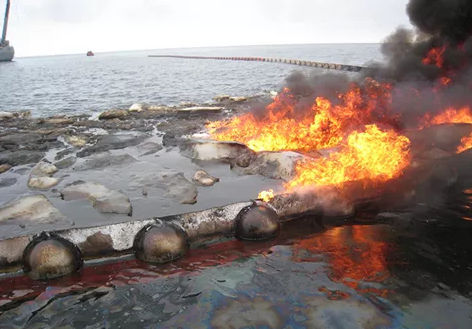 Oil anti-pollution boom - PyroBoom® - DESMI Pumping Technology A/S