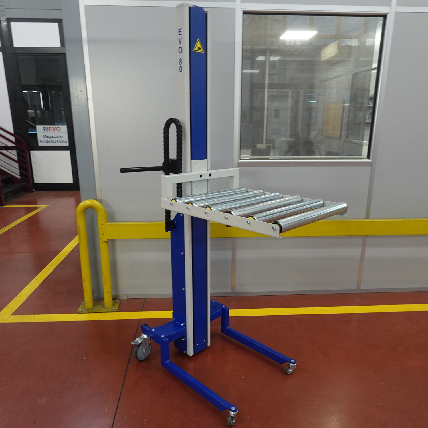 Manual lifter - EVO80 con piano a rulli longitudinali manuali o ...