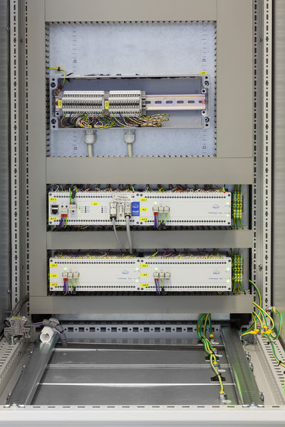 Control electric cabinet - Delphin Technology AG - panel / custom