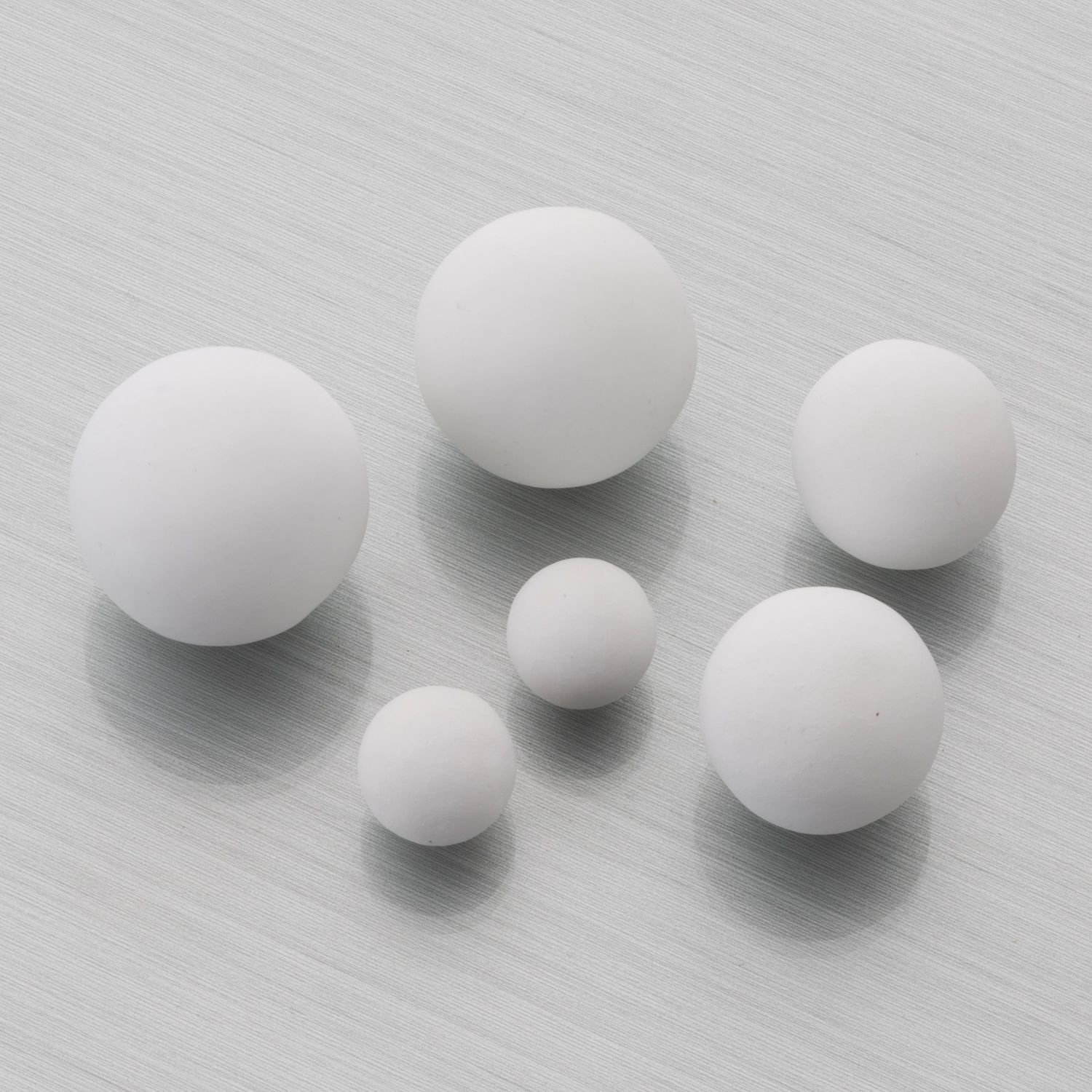 Alumina ball - BSS99 - Tipton Corp. - heat exchange