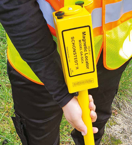 Magnetic metal detector - GA-52Cx - Radiodetection - rugged / for the ...