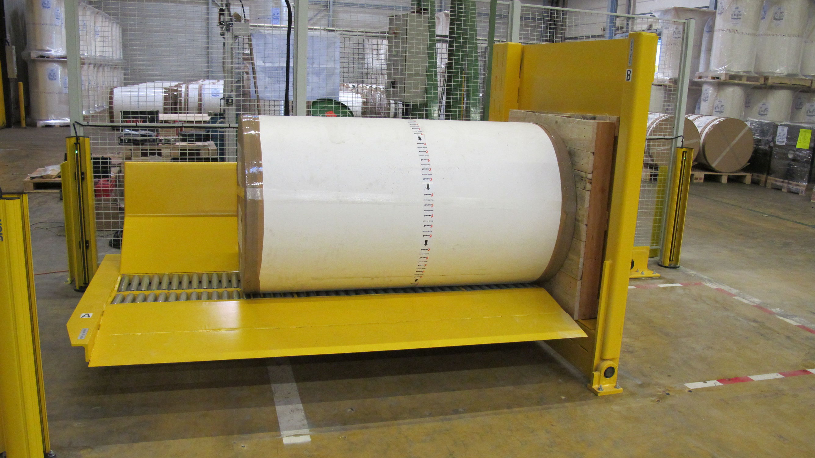 Hydraulic tipping station - RRW series - Witech Maschinen AG - reel / fixed