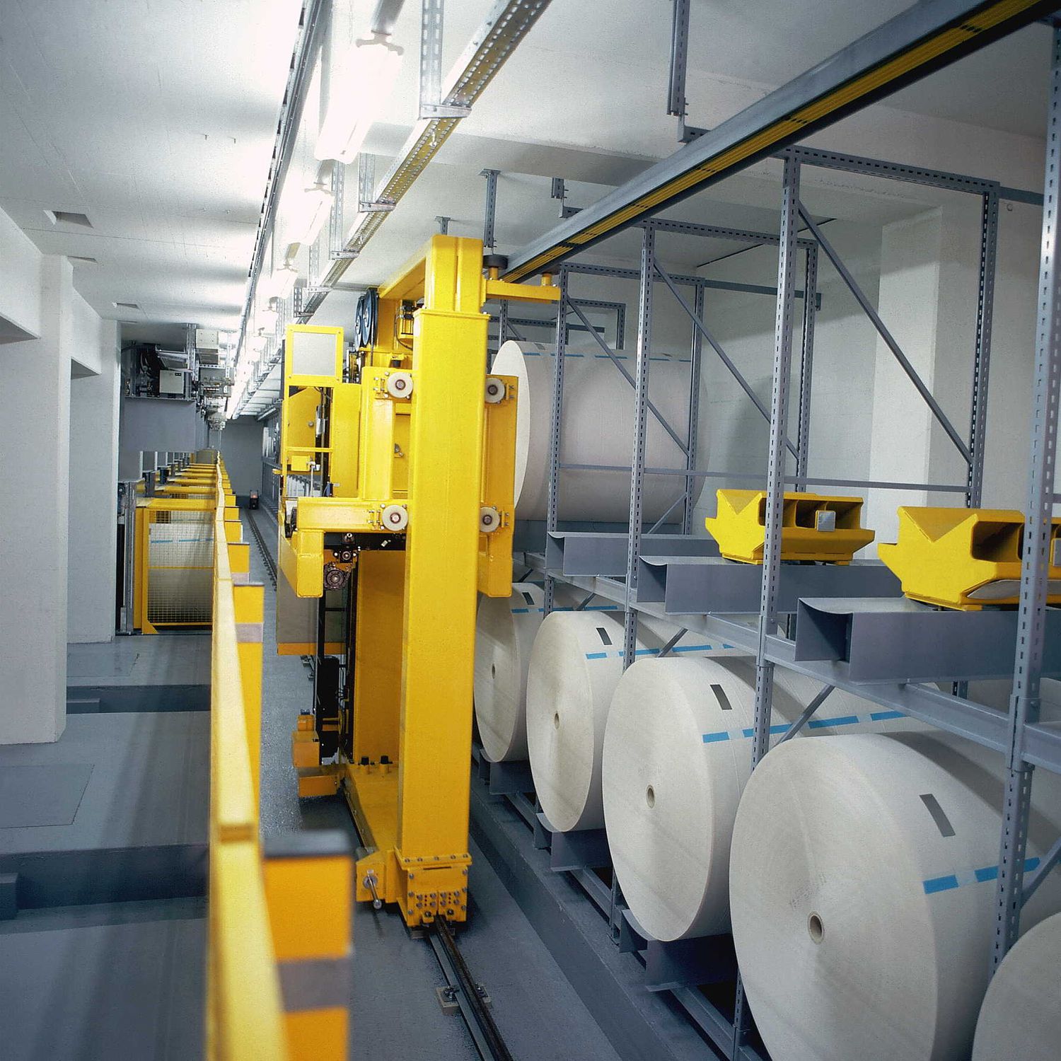 Vertical automatic storage system - TransRobotRoll - Witech Maschinen ...