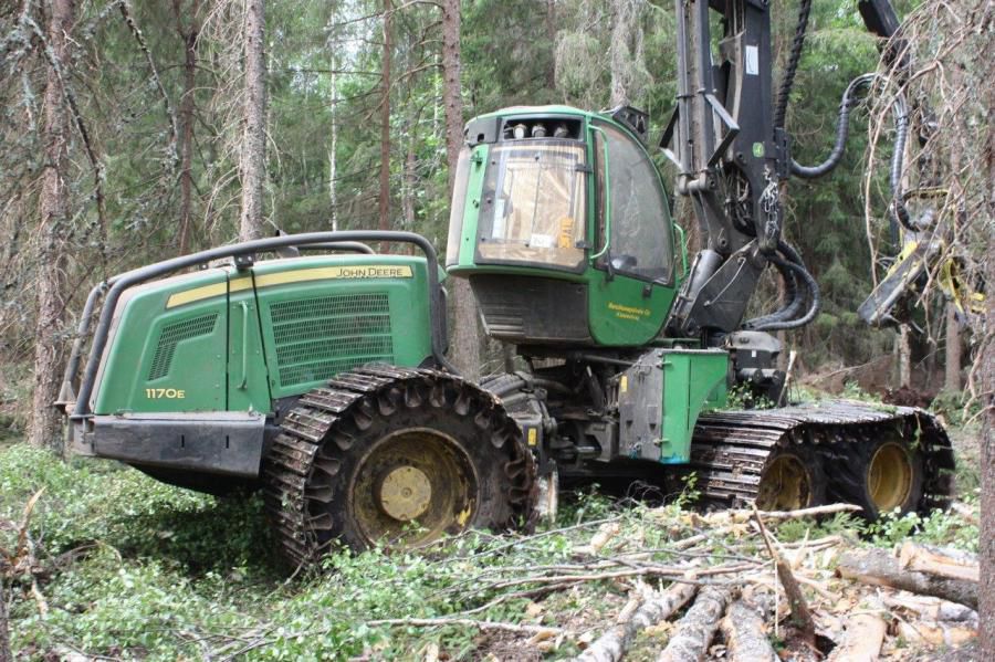 Crawler forestry harvester - Koneosapalvelu Oy - forestry forwarder