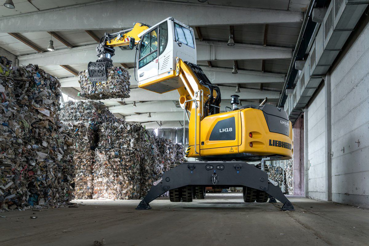 Mobile material handler - LH M series - Liebherr Mischtechnik ...