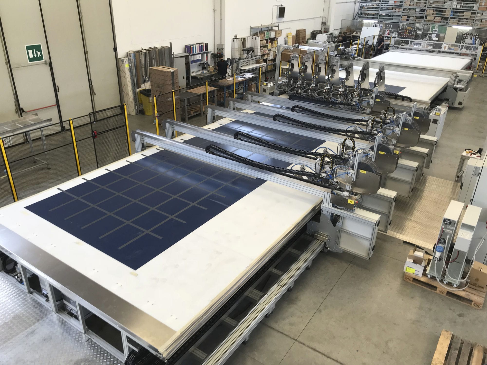 Automatic welding machine - SM-370-HA - SolarEdge Automation Machines S ...