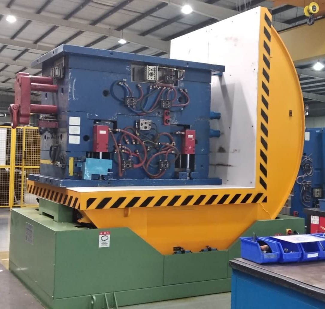 Mold rotator - Shanghai Fhope machinery co.,ltd - positioning ...