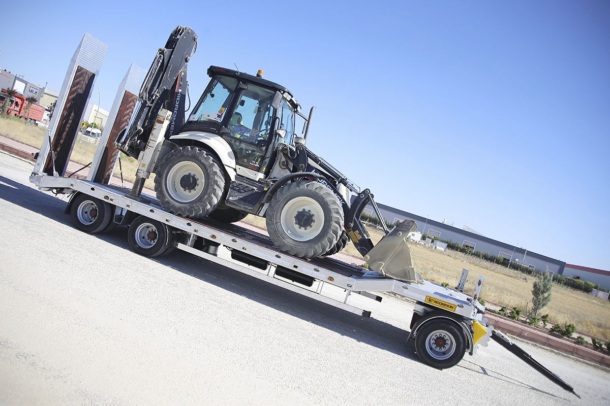 Air-suspension trailer - SRC3 - SCORPION TRAILER - low-loader / for ...