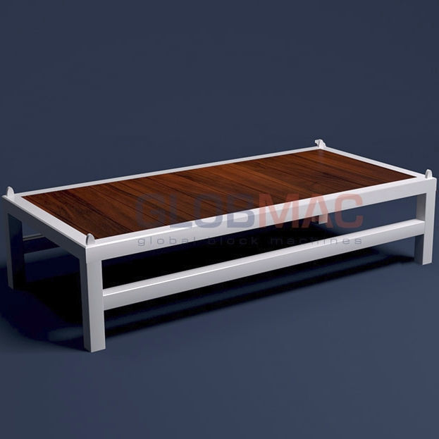 Wooden pallet - GLOBMAC Global Block Machines - for concrete blocks