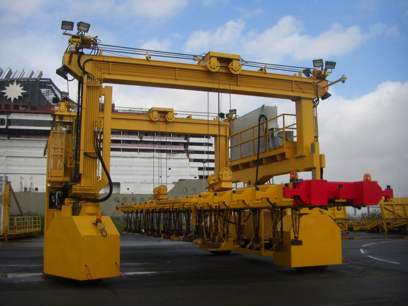Mobile gantry crane - Mobilift 55 - Eden Tech Srl - for ship loading ...