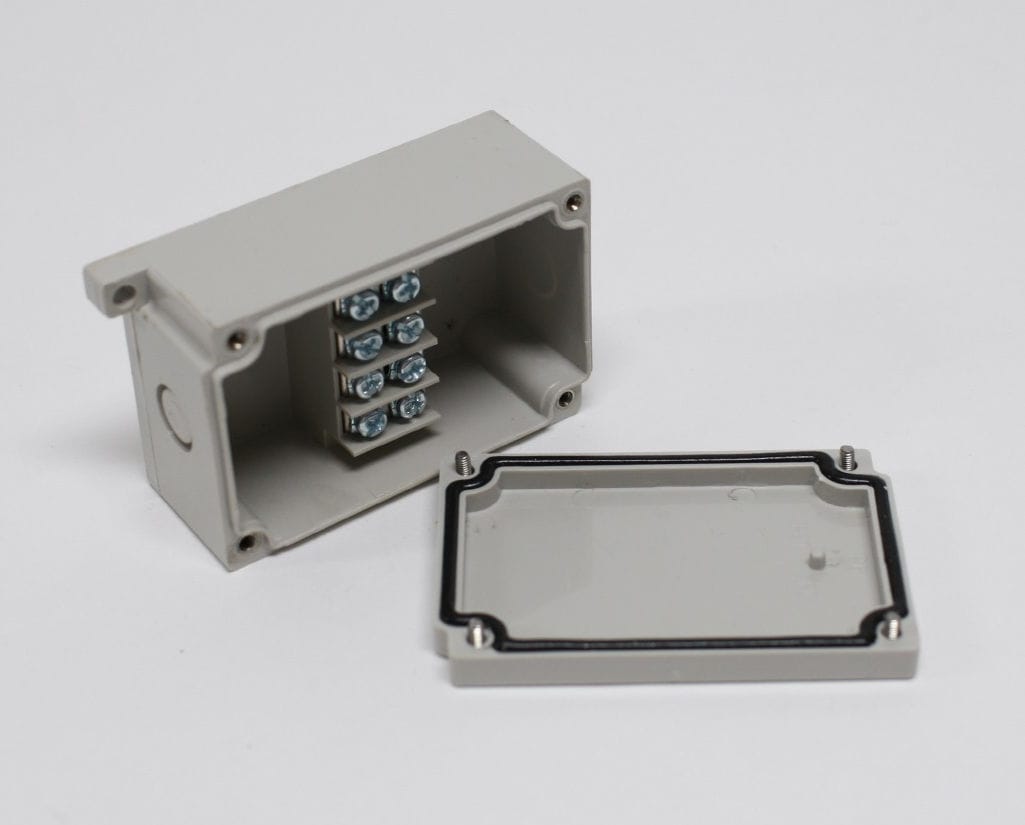 Wall-mounted junction box - DS-PG-4P - DSE, Inc. - dust-proof ...