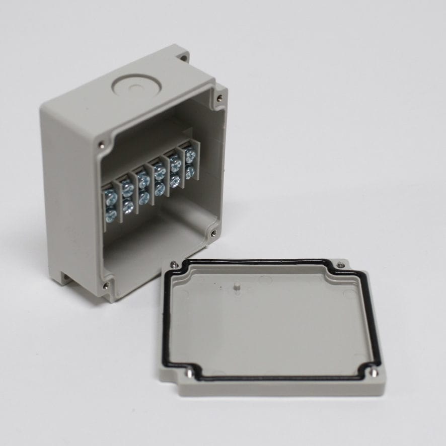 Wall-mounted junction box - DS-PG-6P - DSE, Inc. - dust-proof ...