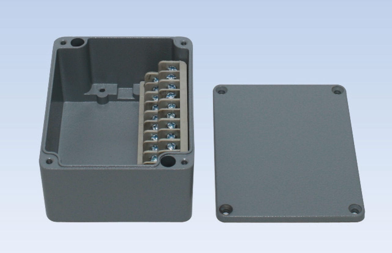 Wall-mounted terminal box - DS-AL-10PT - DSE, Inc. - IP67 / IK 10 ...