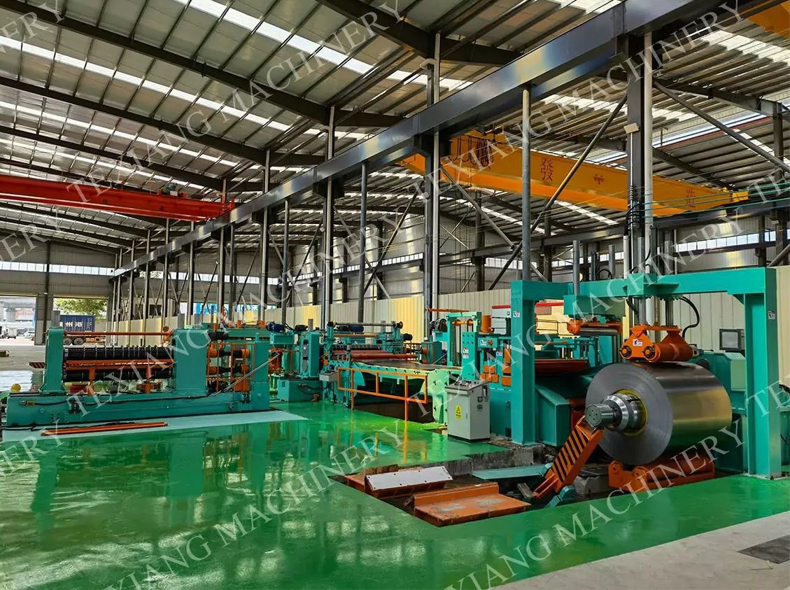 Metal strip slitting line - FOSHAN TE XIANG MACHINERY CO., LTD - coil-fed
