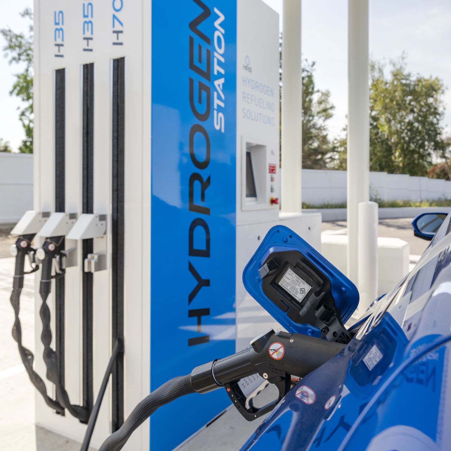 Hydrogen refueling station - HRS14 - Hydrogen-Refueling-Solutions (HRS ...