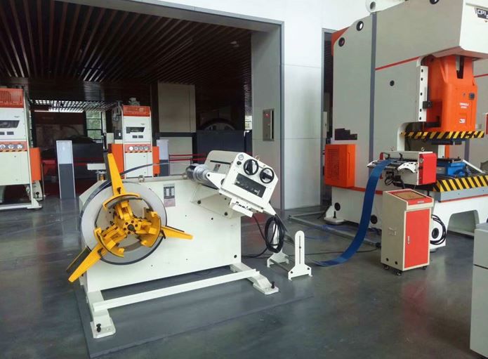 Mechanical press line - Shenzhen Sunrui Machinery Co., Ltd. - electric / pneumatic / forming