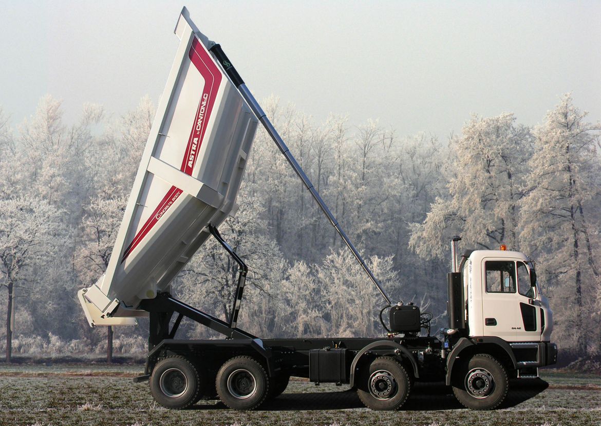 Rectangular concrete skip - Cantoni & C. S.p.A. - bottom-opening