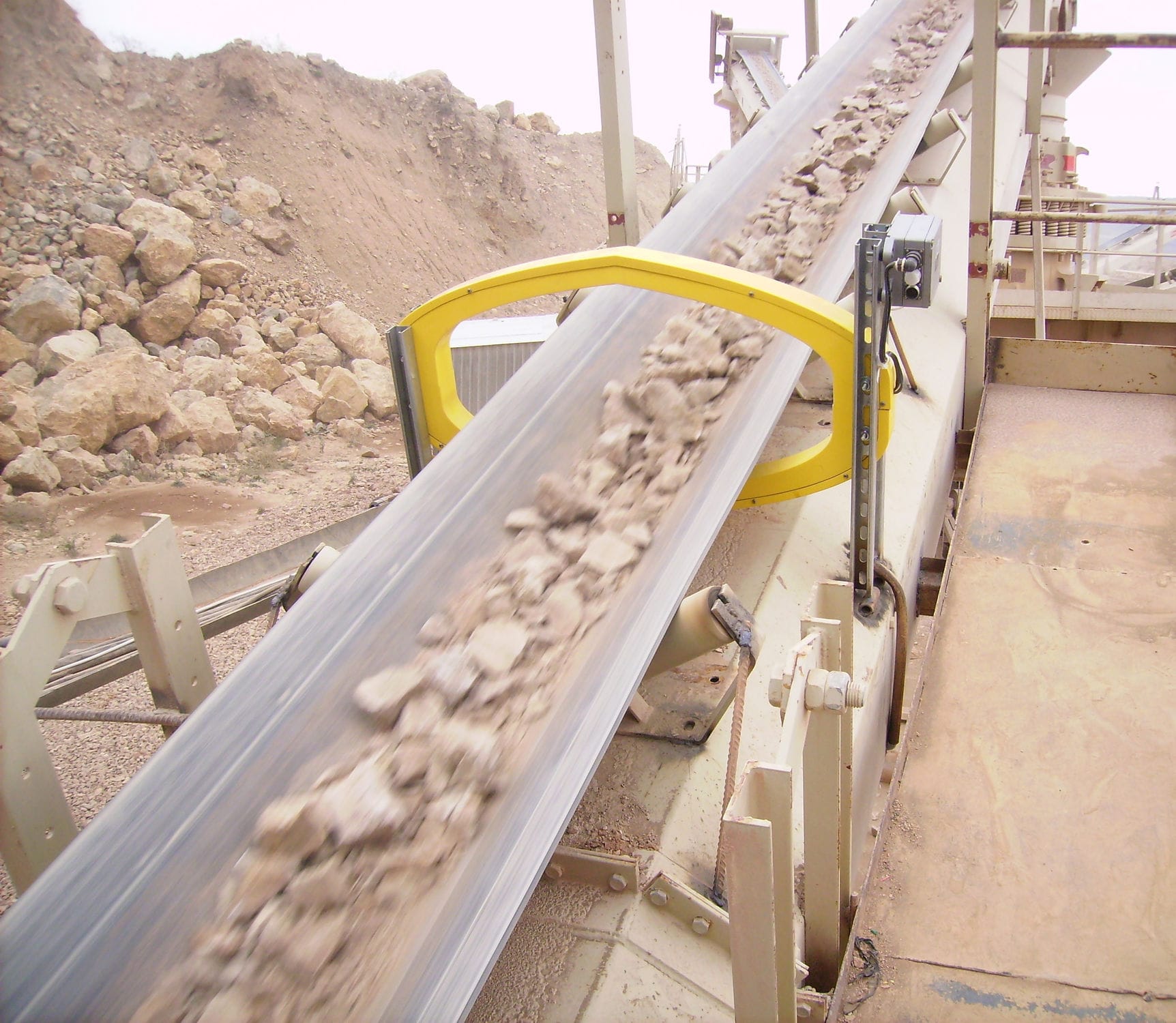 Tunnel type metal detector - Barrier series - Slavutich Technology LLC ...