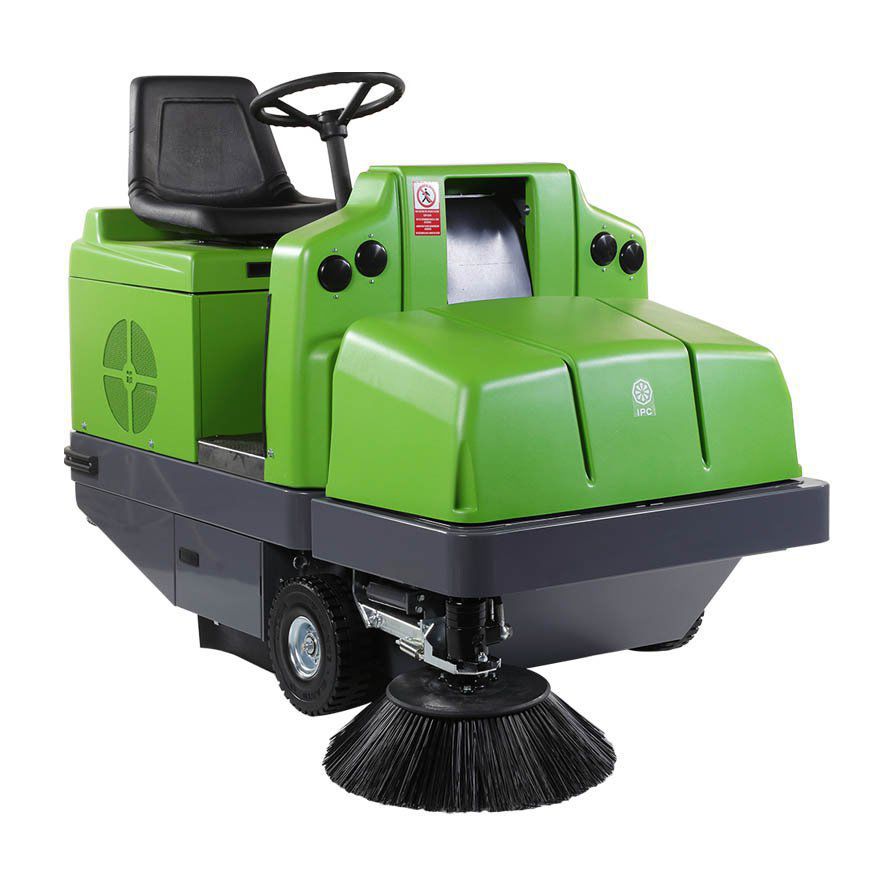 Ride-on sweeper - 155 series - IPC - hydraulic / diesel / gasoline