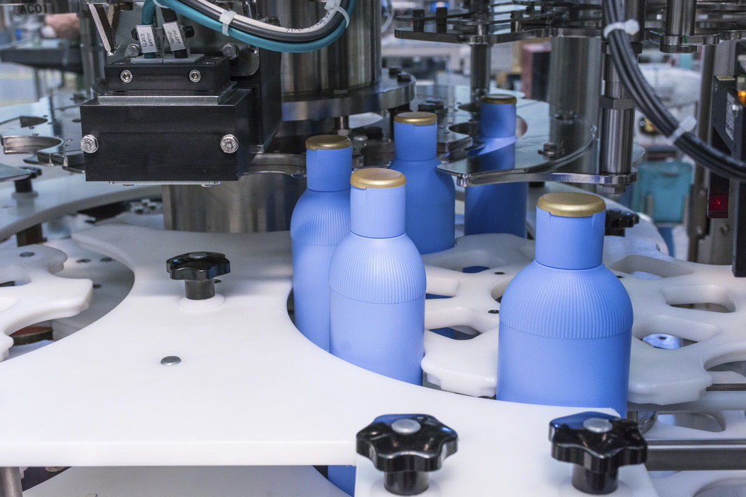 Rotary capper - EQUATORQUE PP - AROL Closure systems - aseptic / press ...