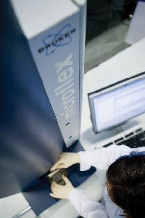 MALDI-TOF mass spectrometer / laboratory / benchtop / compact ...