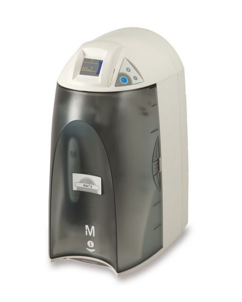 Laboratory water purification unit