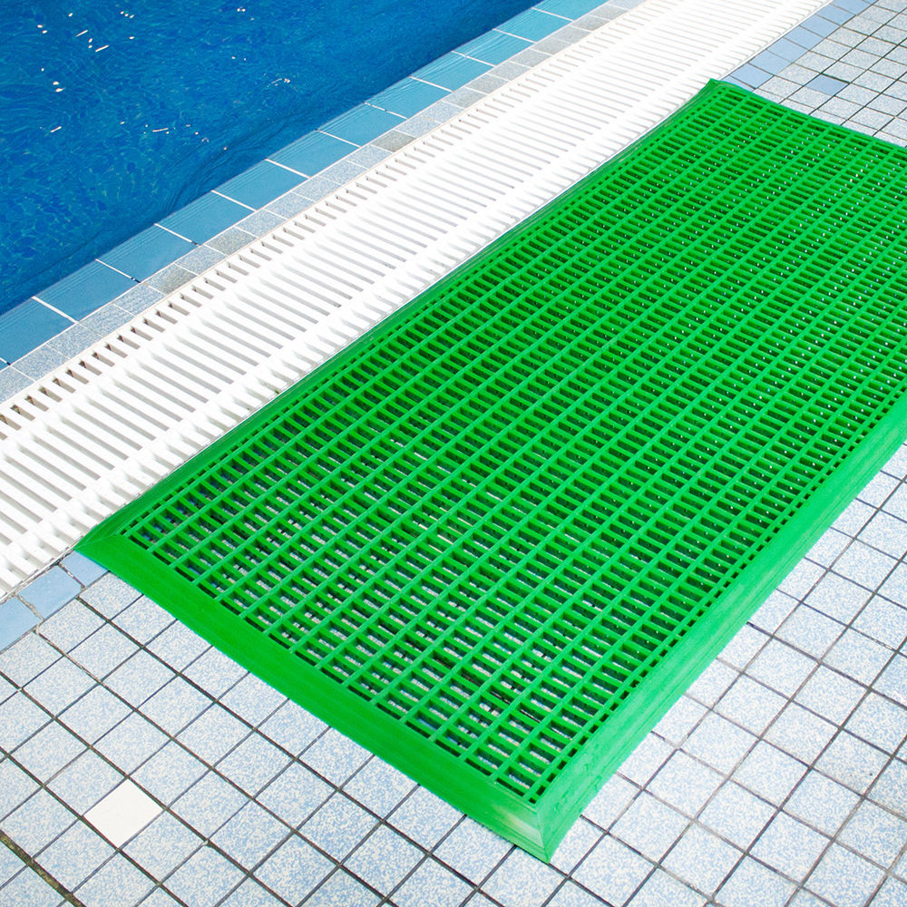 PVC grating - Leisuremat - COBA Europe Ltd - wet area