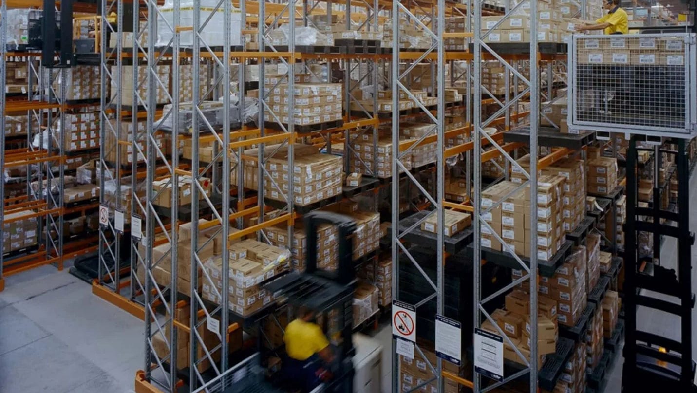 Flat cartons pick-and-place system - DEMATIC - in-line / automatic / manual