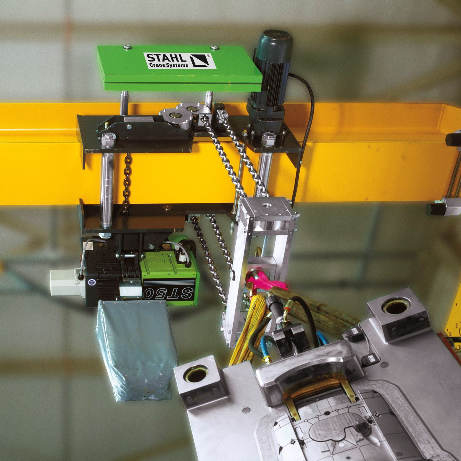 Electric chain hoist - STK series - STAHL CraneSystems GmbH - compact ...